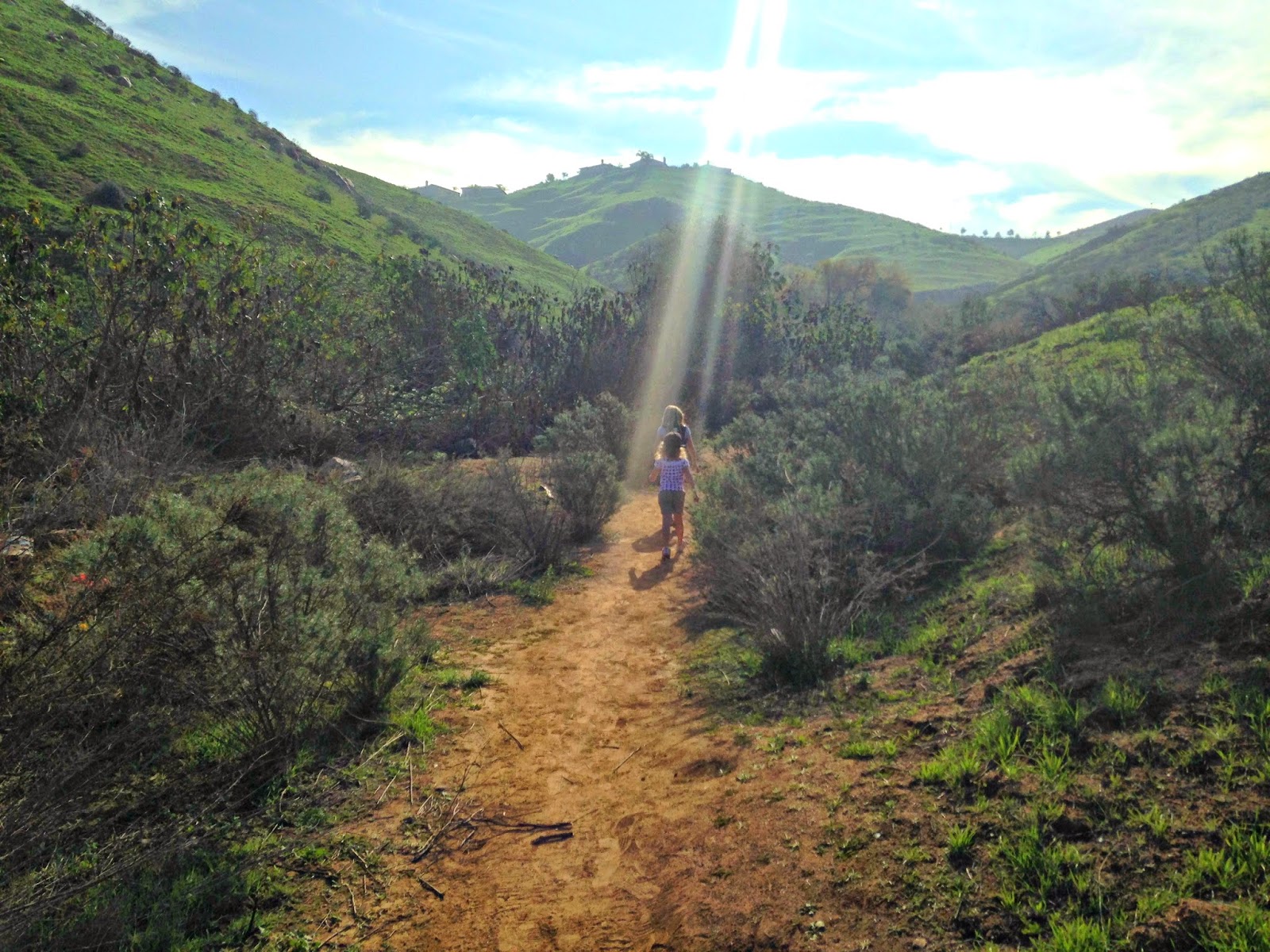 Graffiti Falls Hike in Riverside Ca | SoCalFunFamily